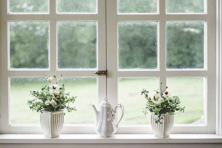Top 8 Must-Have Accessories For Every Home – Flipping Heck!