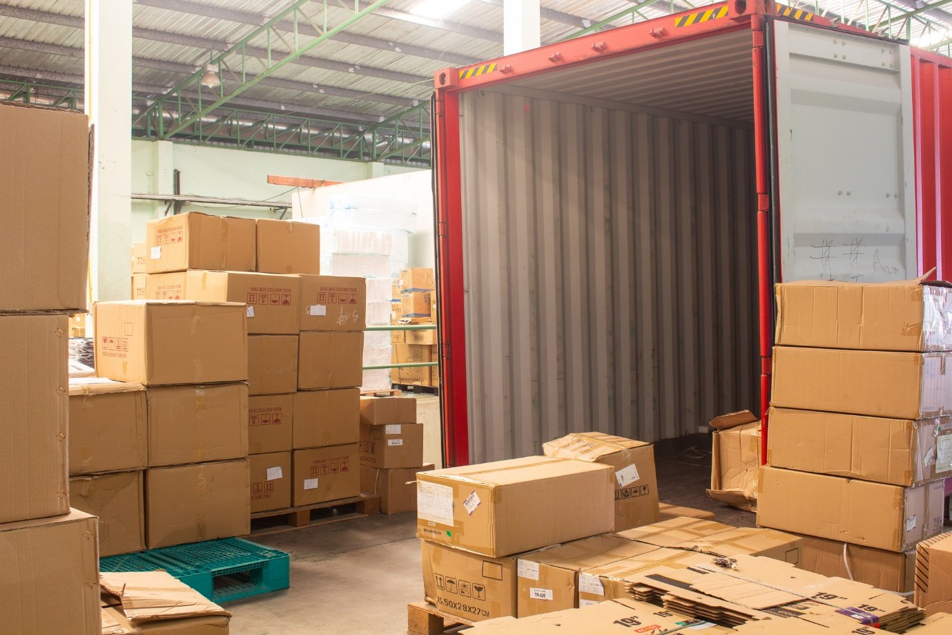 Shipping Containers: A Smart Storage Solution For Small Businesses ...